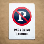 P-skilt - Parkering forbudt - farver • Særskilt